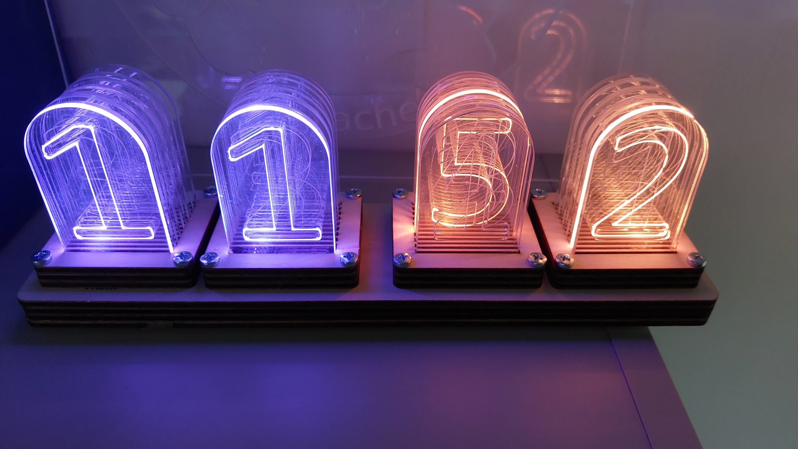 Lixie Clock - Makerspace Fb5 FH Aachen